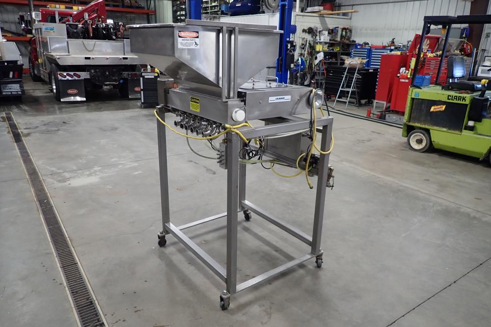1998 Colborne BD56351-2 Multi Adjust 8 Piston Depositor
