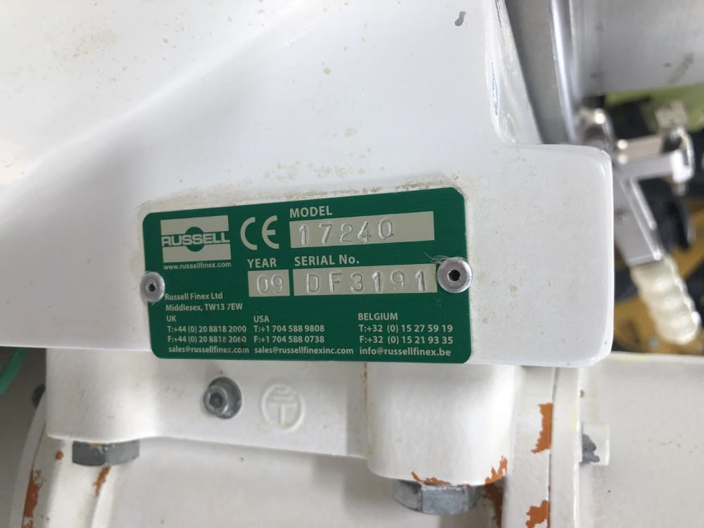 Used Russell Compact 600 Sieve with Dust Hood