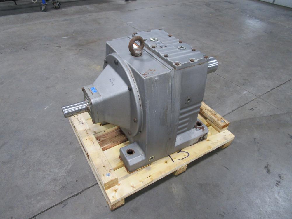SEW-Eurodrive Gearbox, Type R167AD8