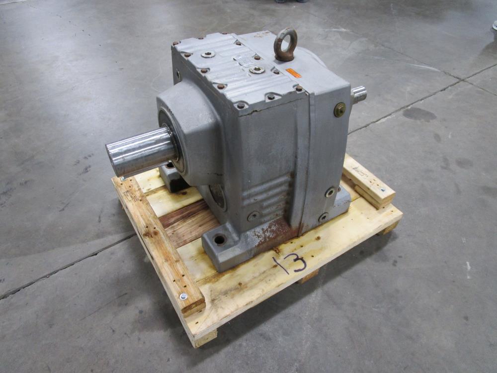 SEW-Eurodrive Gearbox, Type R167AD8