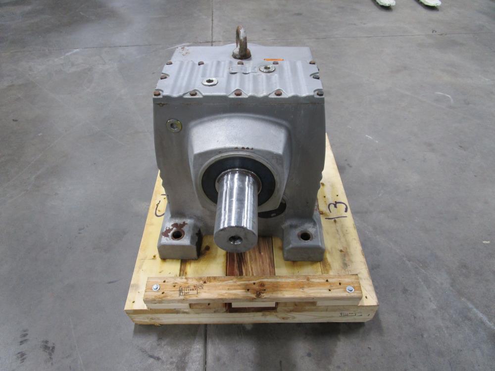 SEW-Eurodrive Gearbox, Type R167AD8