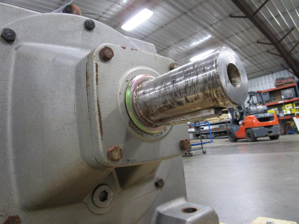 SEW-Eurodrive Gearbox, Type R167AD8