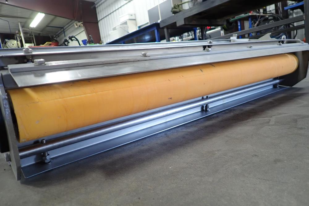 Tromp SS 41.5 in. (1000 mm) Flour Duster