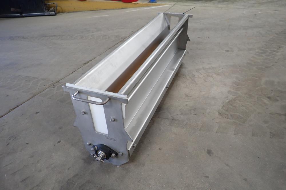 Tromp SS 41.5 in. (1000 mm) Flour Duster