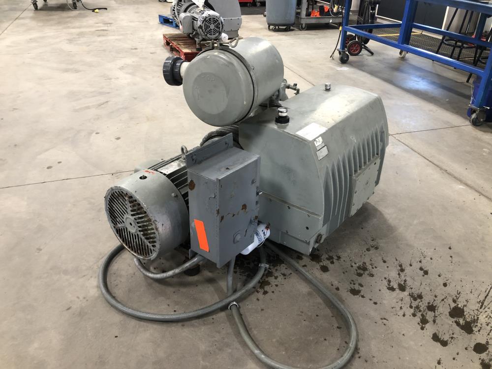 Busch RA 400 Vacuum Pump