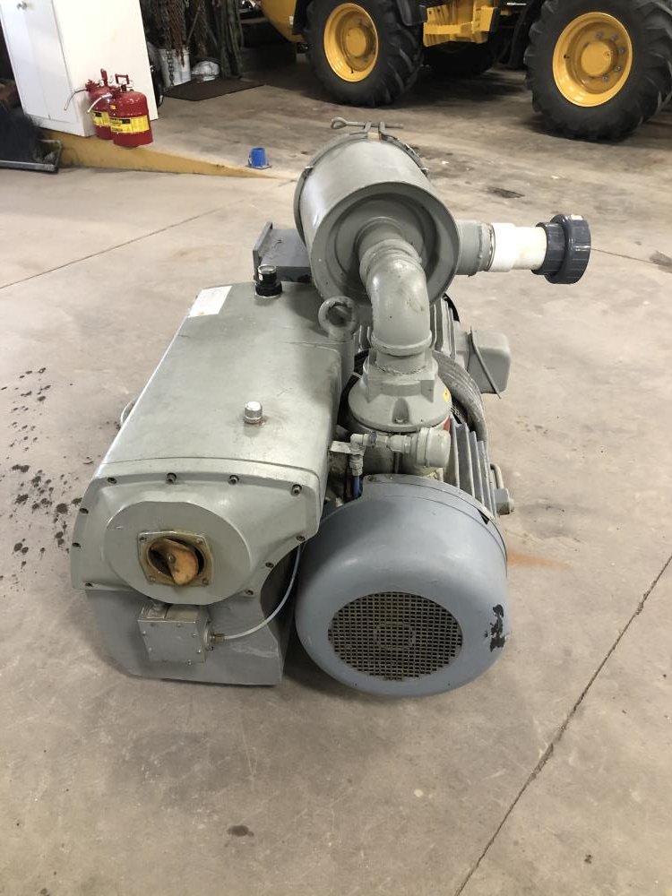 Busch RA 400 Vacuum Pump