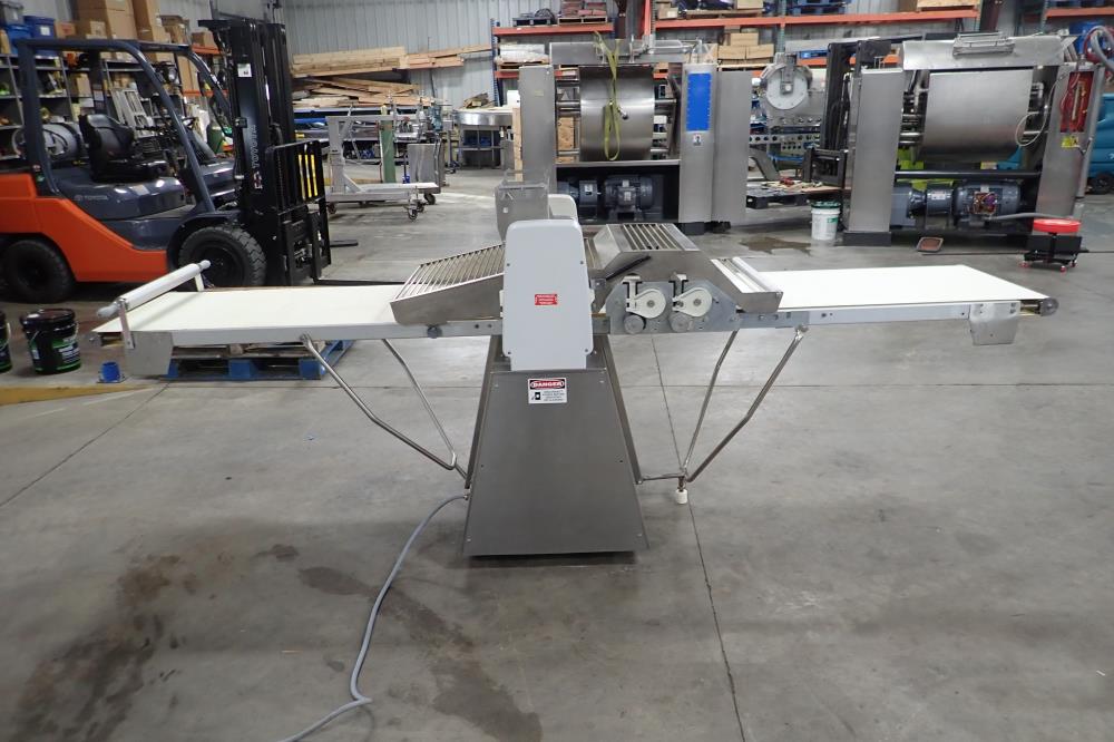 Rondo Seewer 24 in. Dough Sheeter, w/ flour duster and slitter