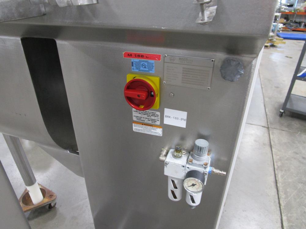 Risco Dual Paddle Blender with Bonner Column Lift