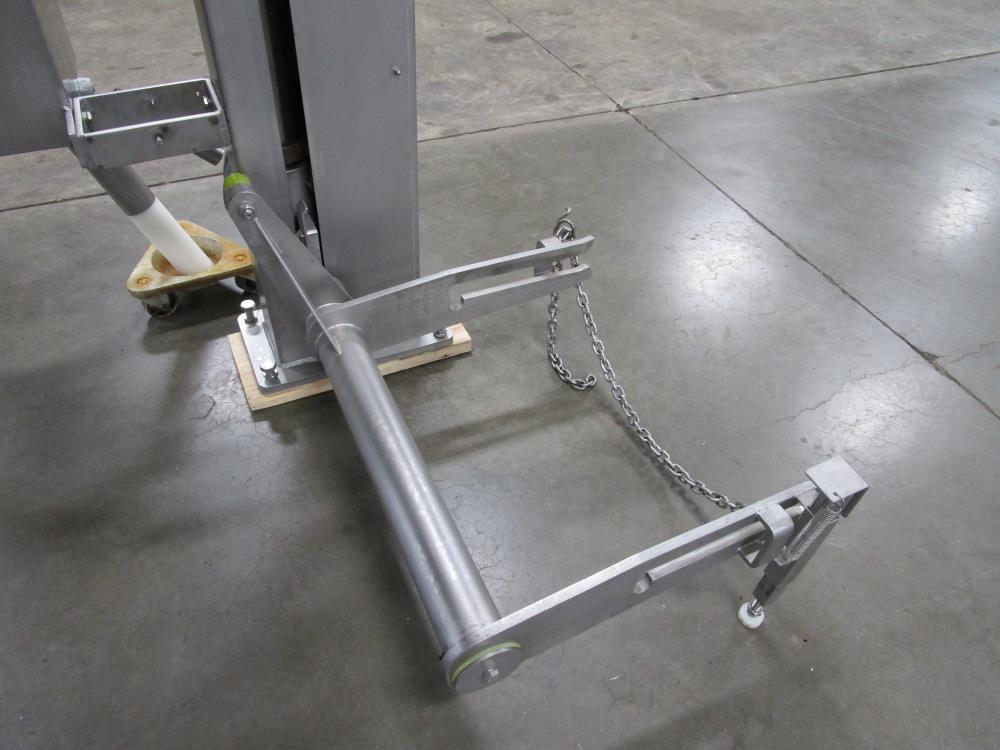 Risco Dual Paddle Blender with Bonner Column Lift