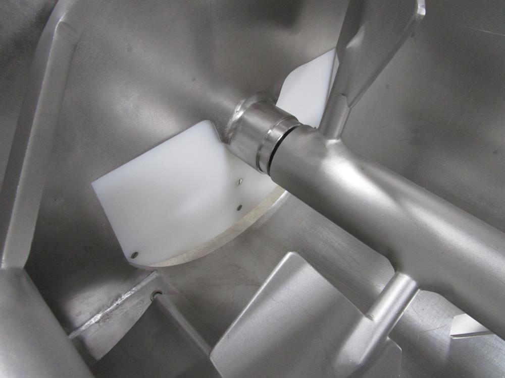 Risco Dual Paddle Blender with Bonner Column Lift