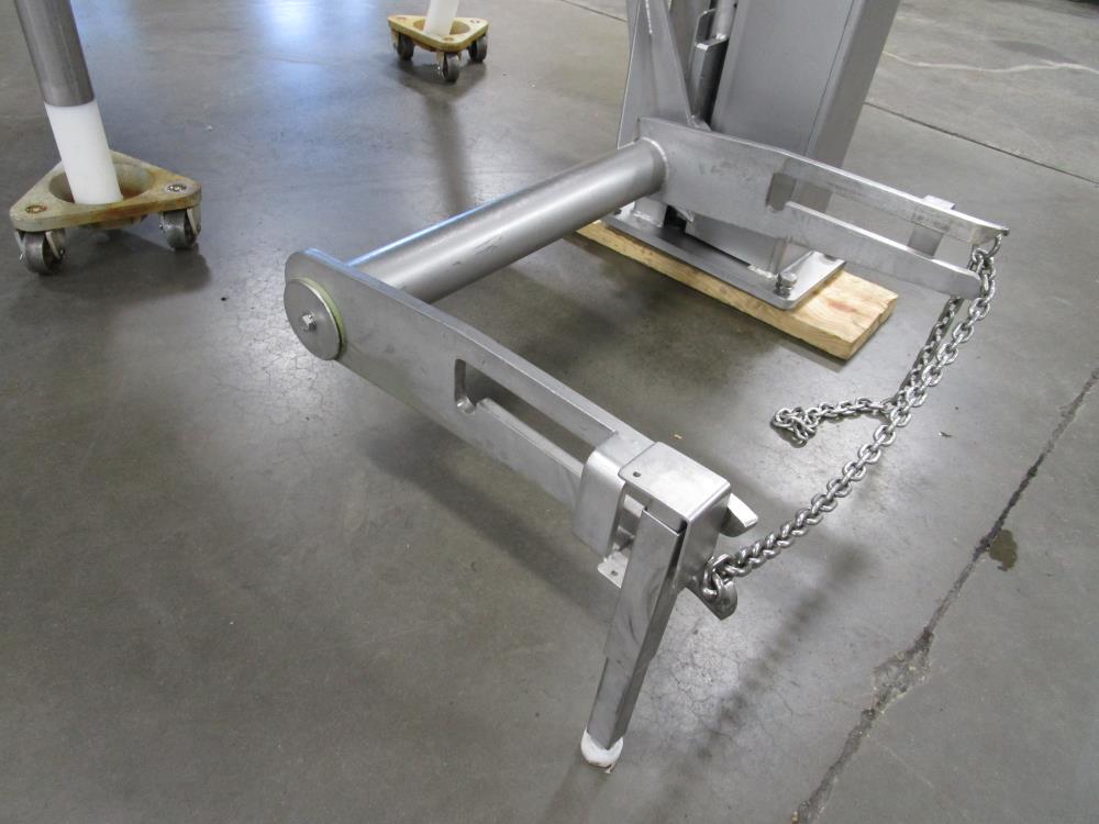 Risco Dual Paddle Blender with Bonner Column Lift