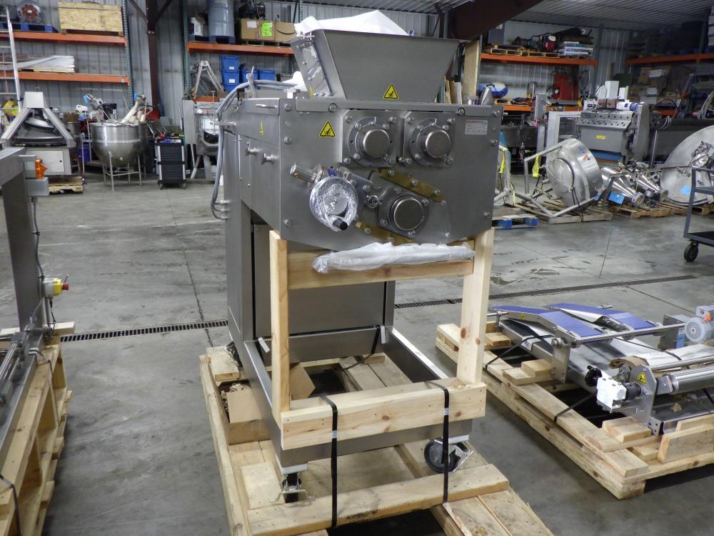 2016 Unused Moline 3-Roll Extruder w/ Chunker