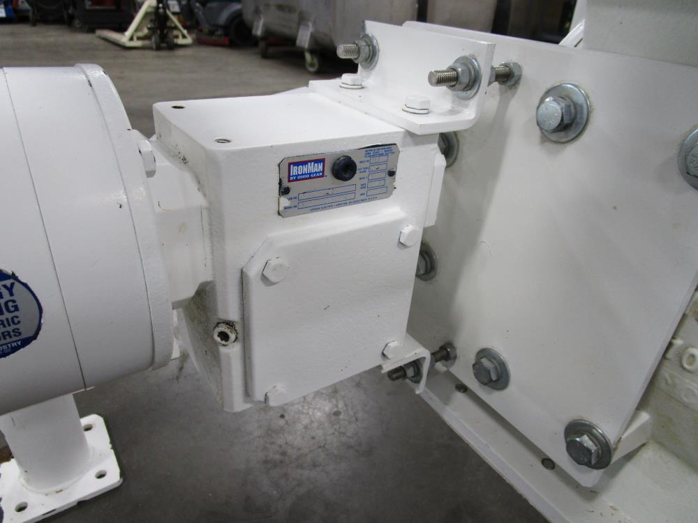 Shick Flour Use Bin with Bag House