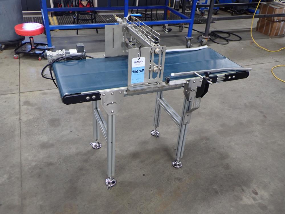 Belt Conveyor with Spray Bar