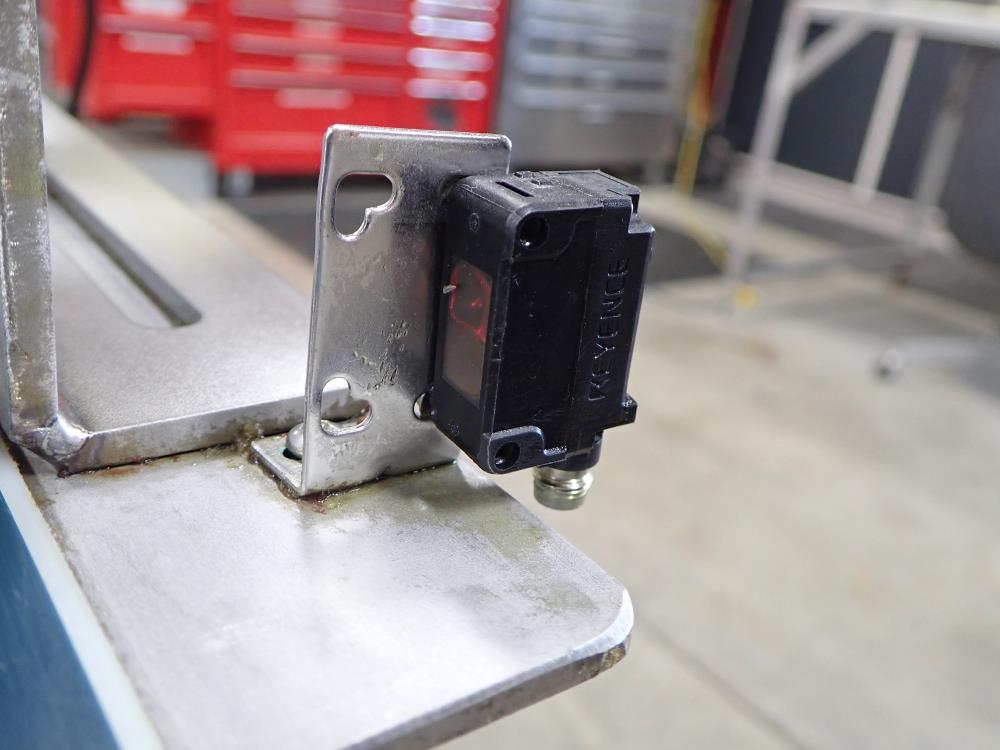Belt Conveyor with Spray Bar