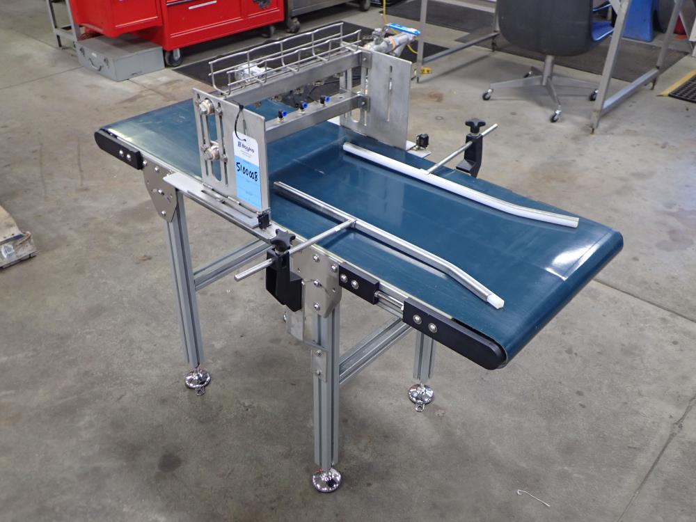 Belt Conveyor with Spray Bar