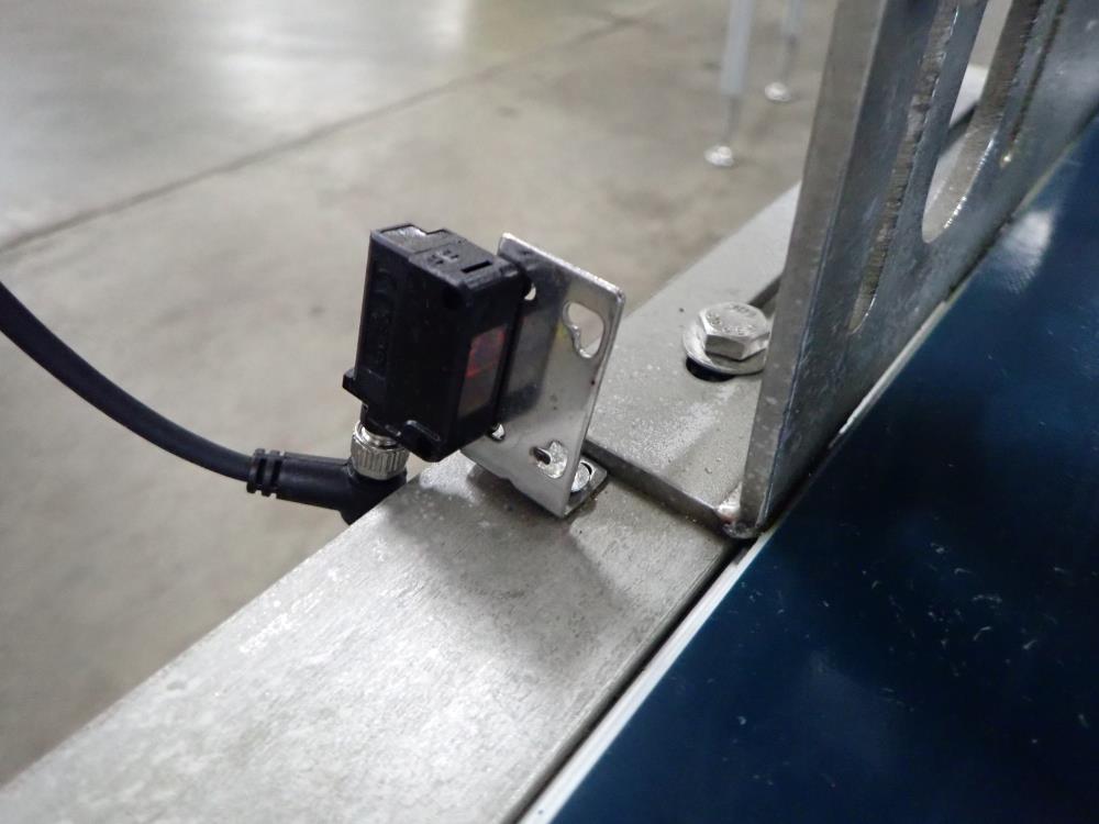 Belt Conveyor with Spray Bar