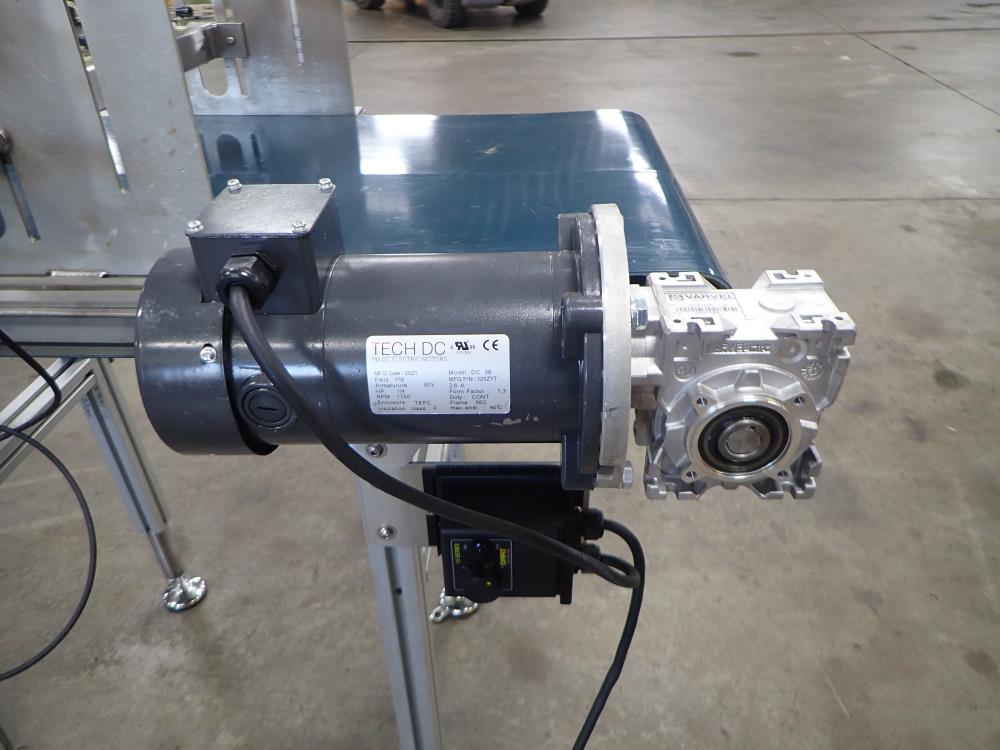 Belt Conveyor with Spray Bar