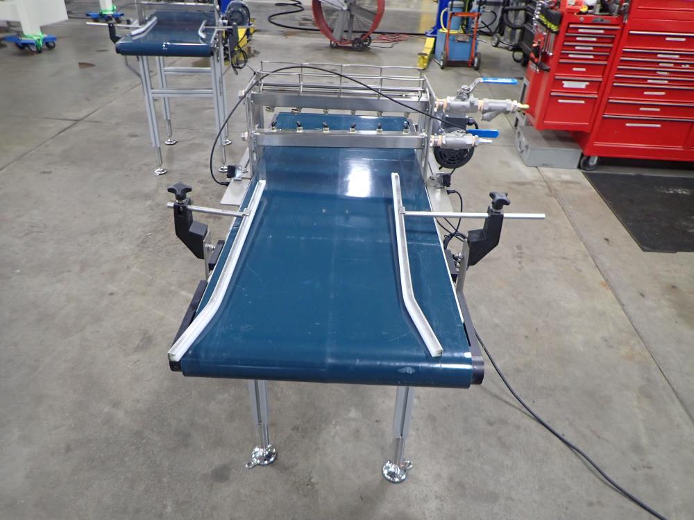 Belt Conveyor with Spray Bar