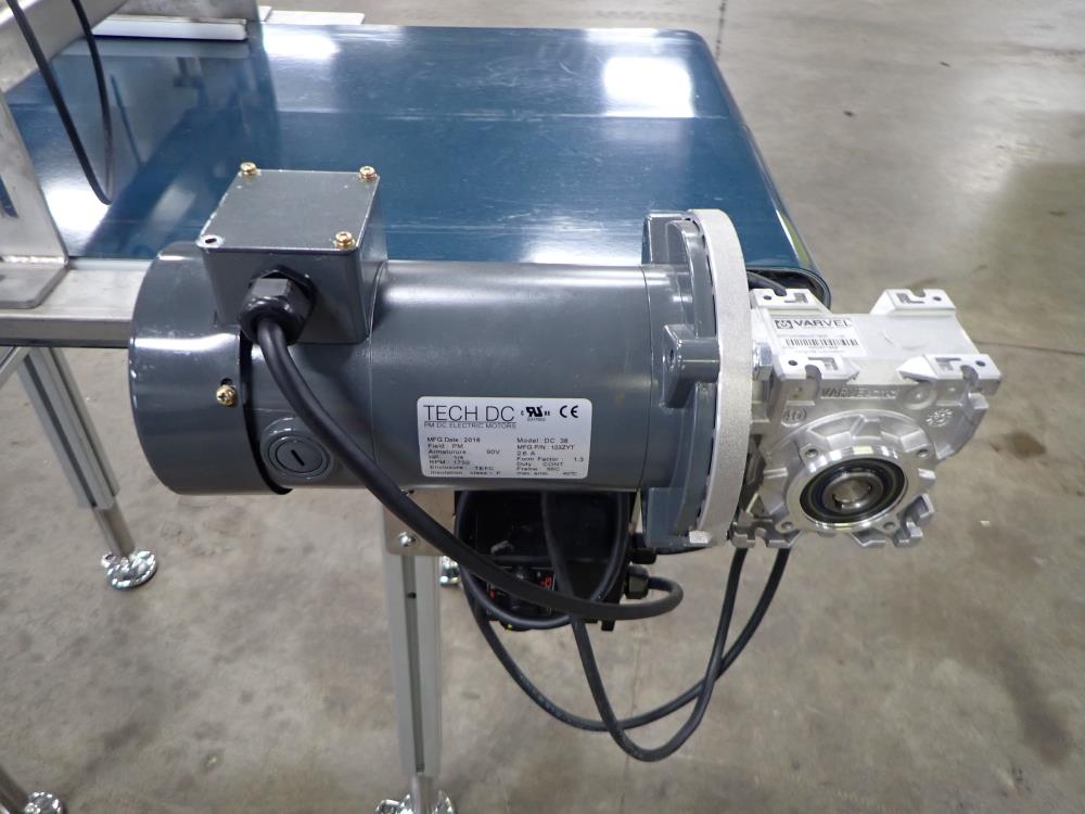 Belt Conveyor with Spray Bar