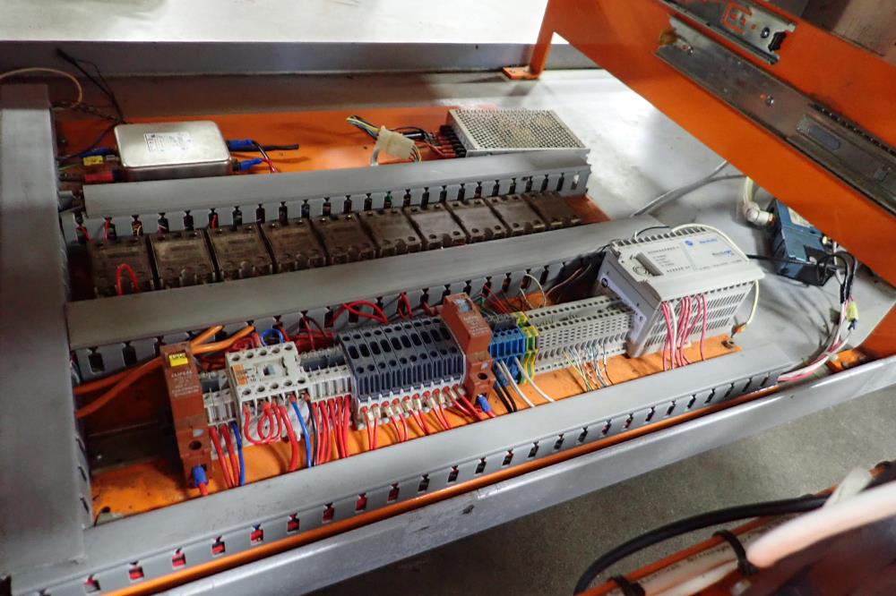 Tronics Labeling Machine