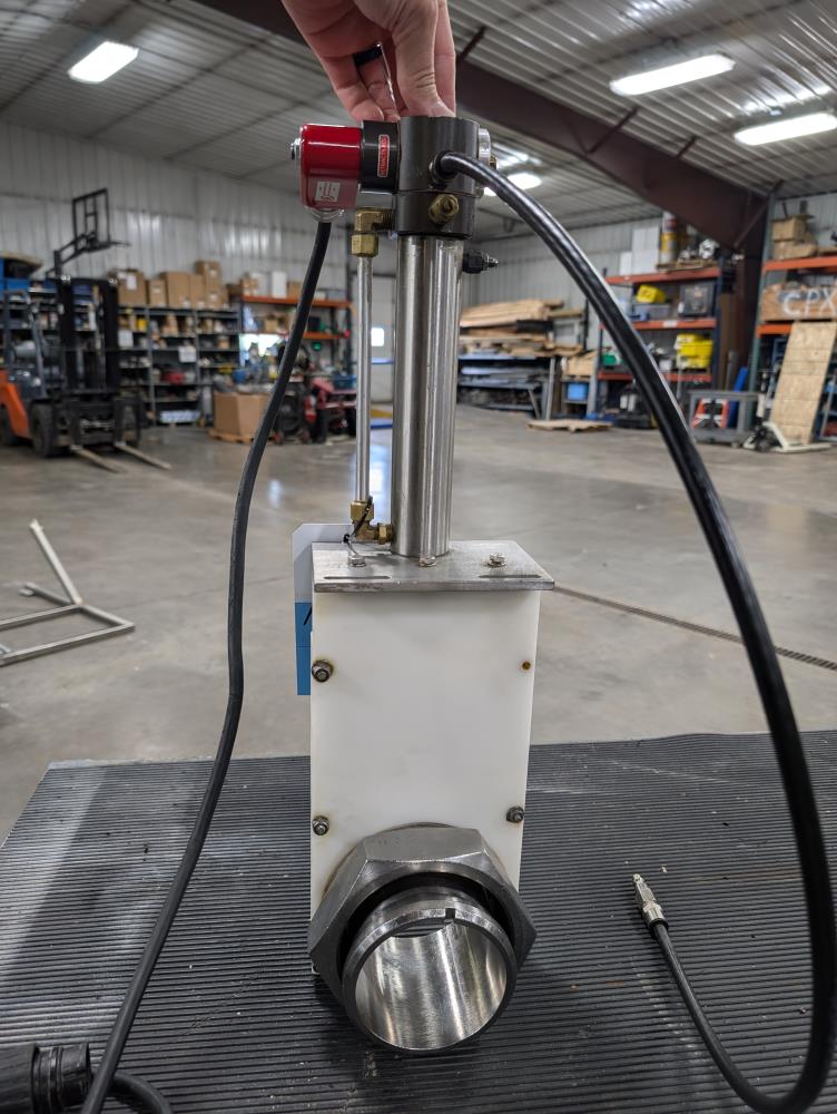 Reiser/Vemag 4 in. Pneumatic Guillotine