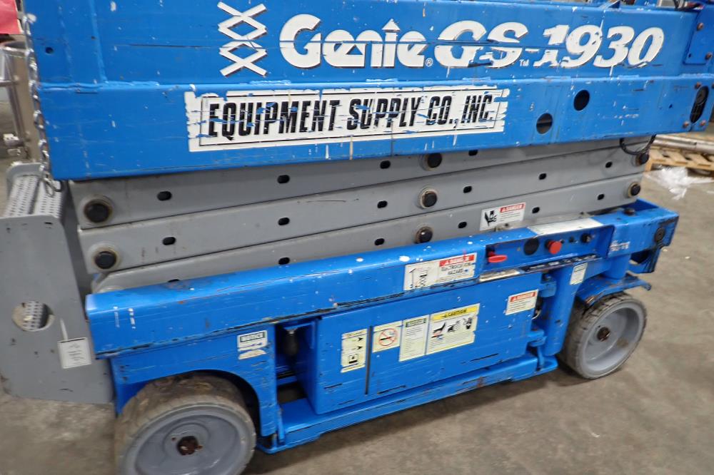 Genie GS1930 Scissor Lift