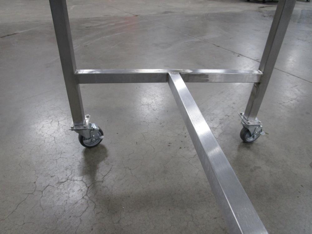 Straight conveyor