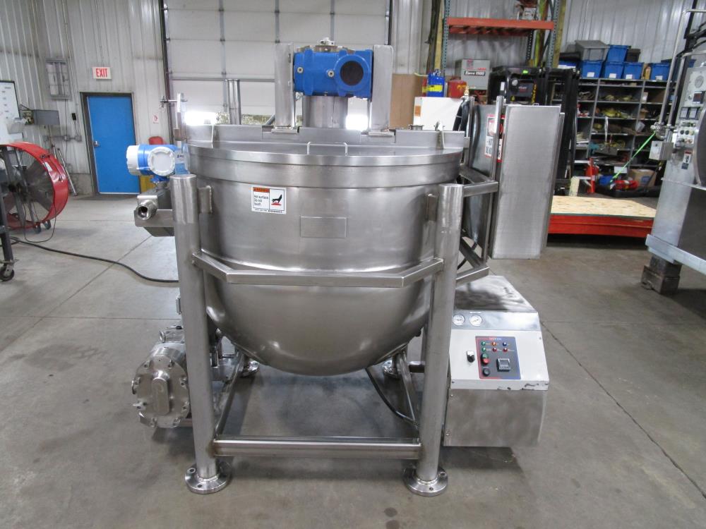 200 Gallon Kettle with PD pump and Jacket Heater