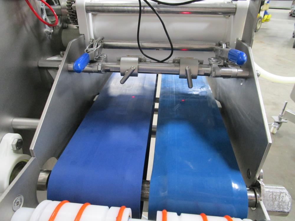 2014 Grote Bread Collator with Butter Applicator and Conditioner