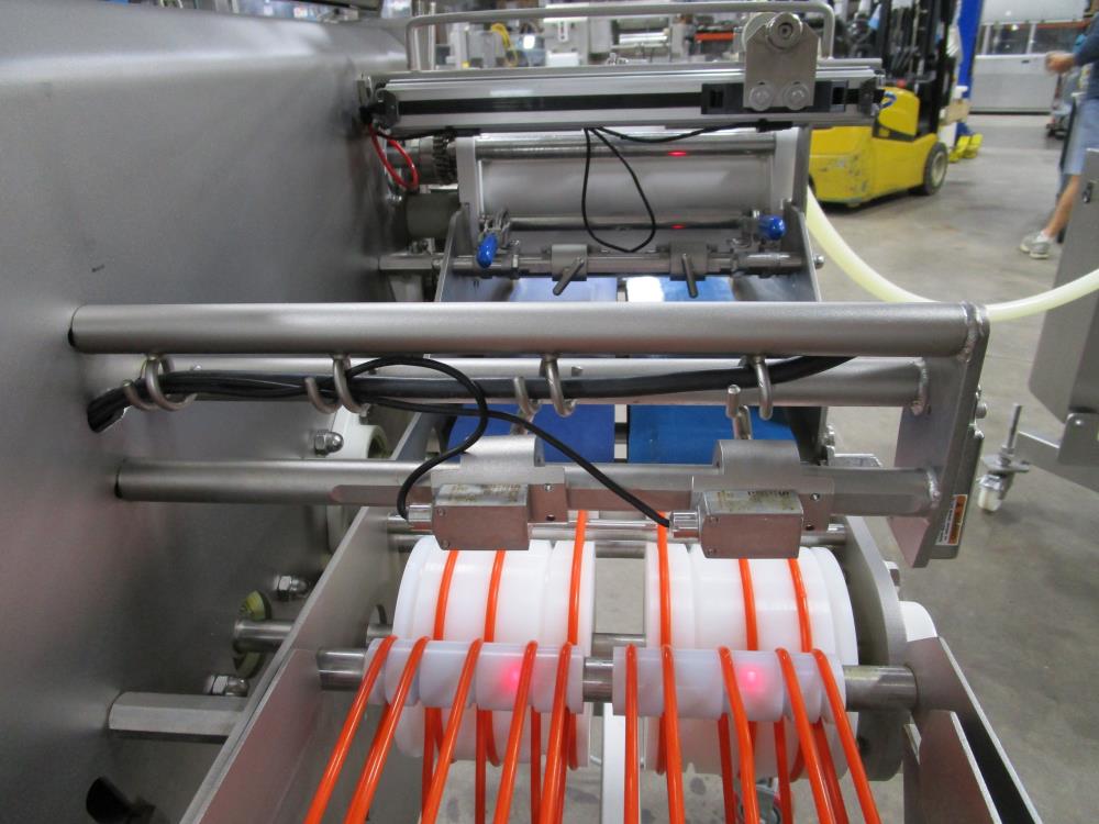 2014 Grote Bread Collator with Butter Applicator and Conditioner