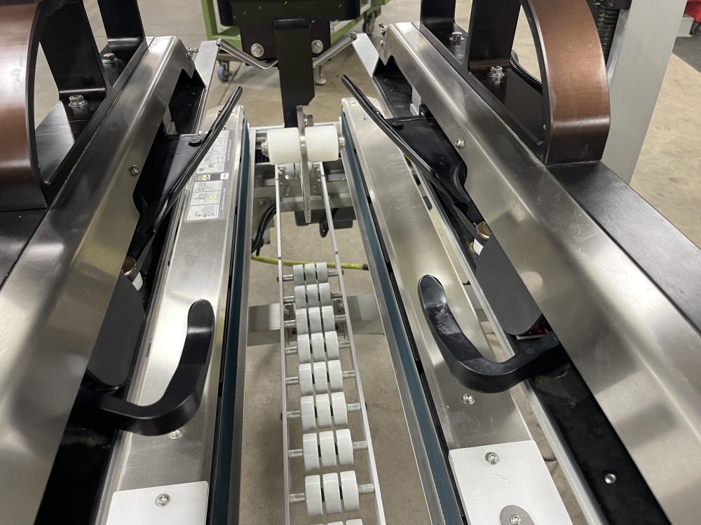 2018 Wexxar Bel 252 Fully Automatic Case Taper