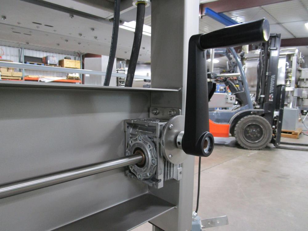 Bosch Continous Band Sealer with Conveyor