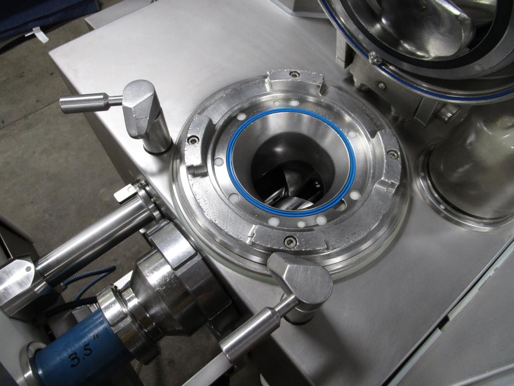 Reiser Vemag Robot HP-12E Vacuum Filler with Dough Cutoff