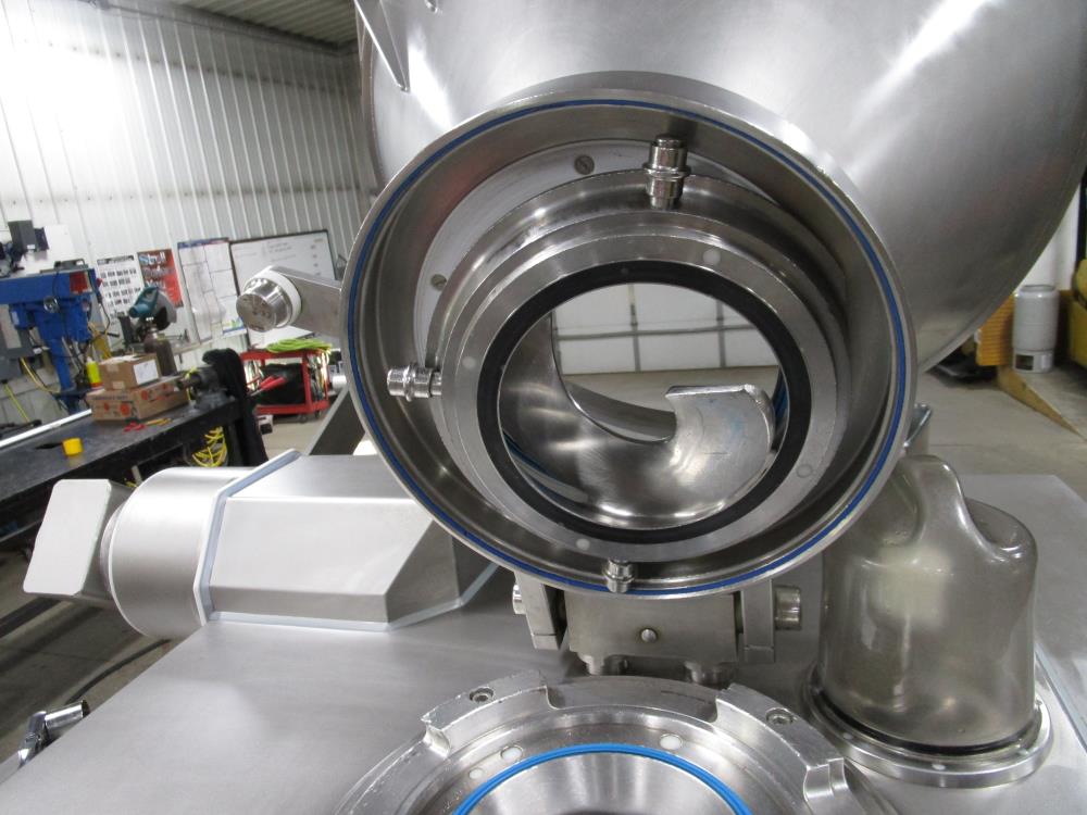 Reiser Vemag Robot HP-12E Vacuum Filler with Dough Cutoff