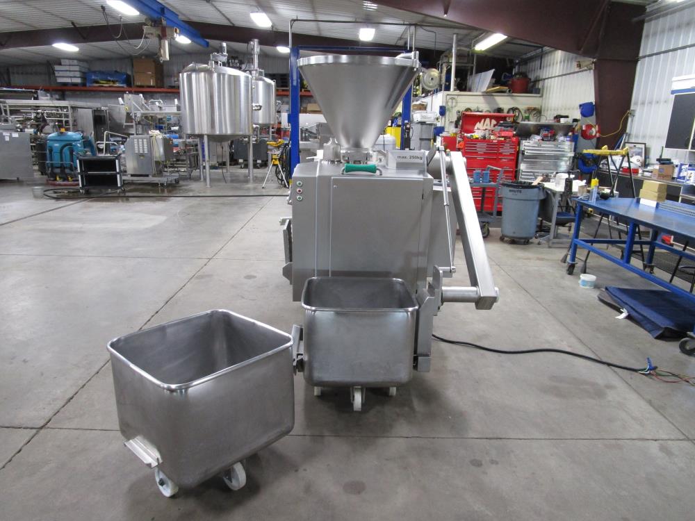 Reiser Vemag Robot HP-12E Vacuum Filler with Dough Cutoff