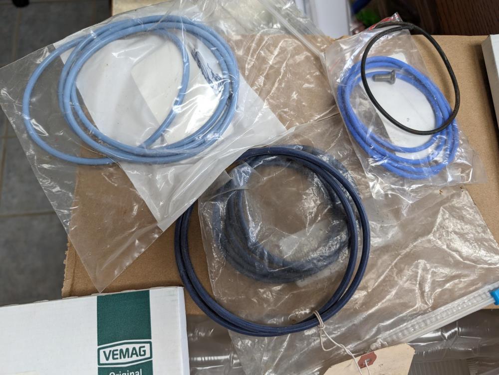 Reiser Vemag Robot HP-12E Vacuum Filler with Dough Cutoff