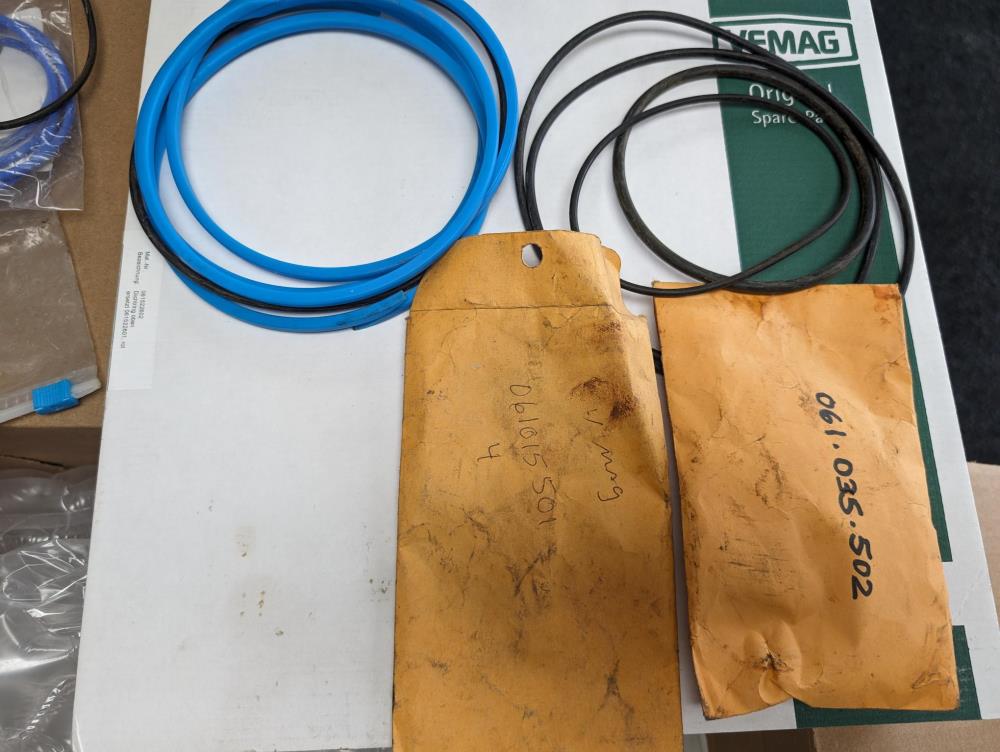 Reiser Vemag Robot HP-12E Vacuum Filler with Dough Cutoff