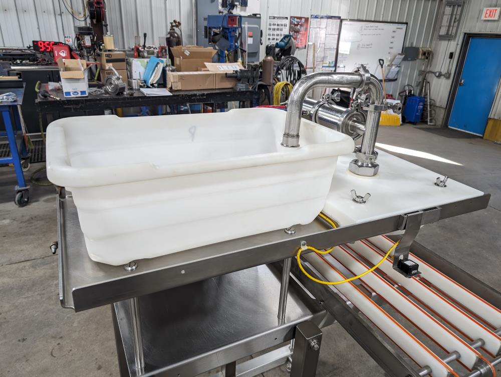 Quantum Conveyorized Target Sauce Applicator