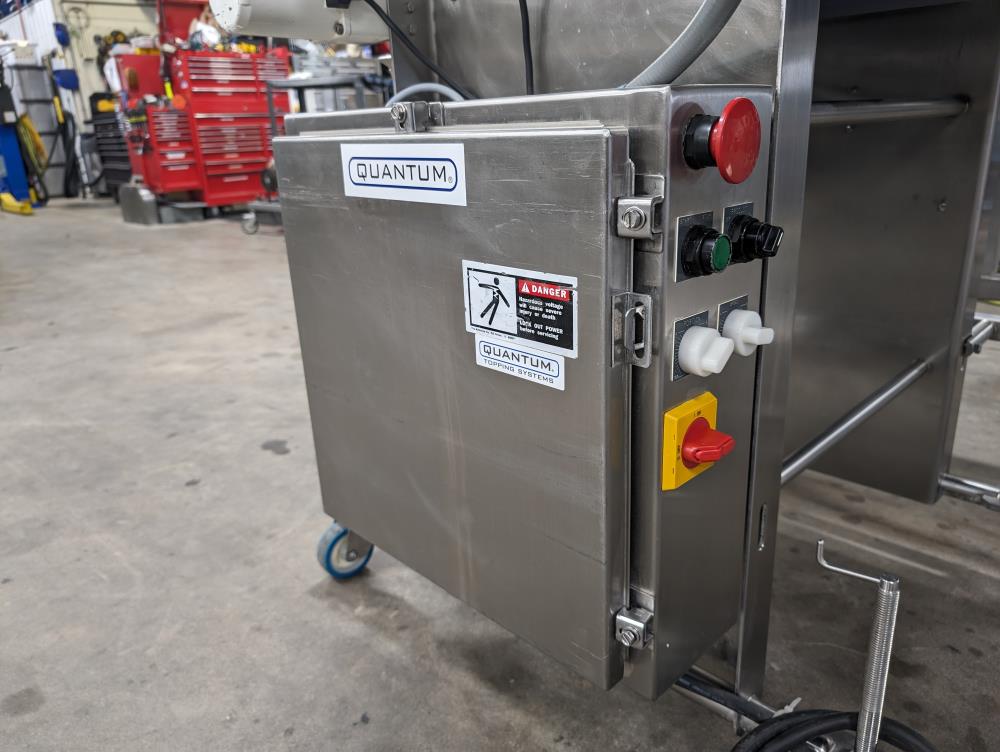 Quantum Conveyorized Topping Applicator with Reclaim Conveyor
