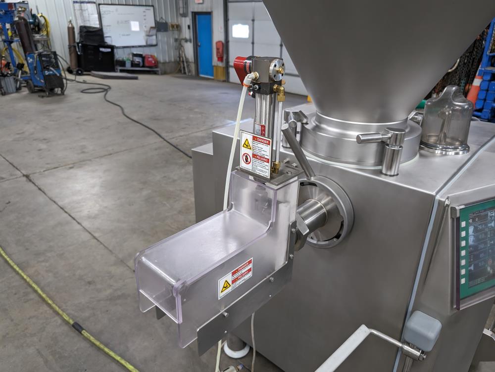 Reiser 3 in. Pneumatic Programmable Guillotine w/ Co-Extruding Tube and ...