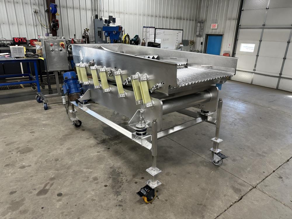 Food Processing Systems SS vibratory conveyor