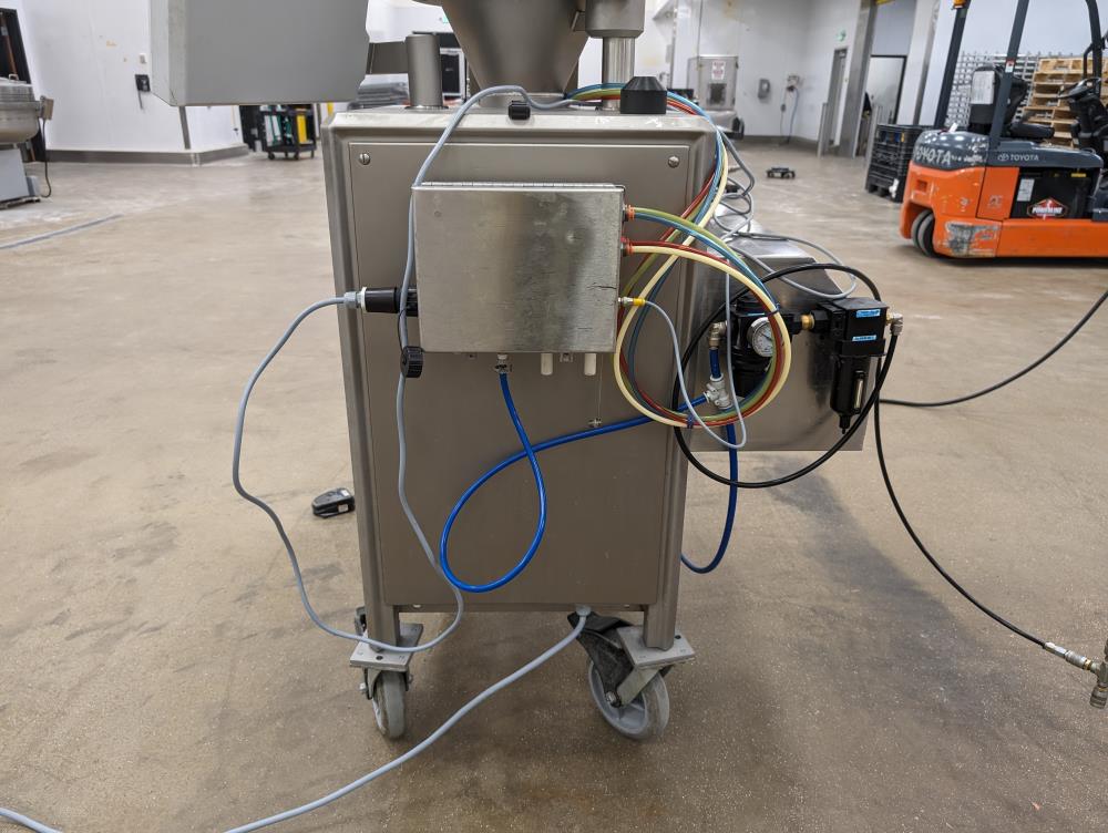 2017 Vemag Robot 500 with wirecut and conveyor