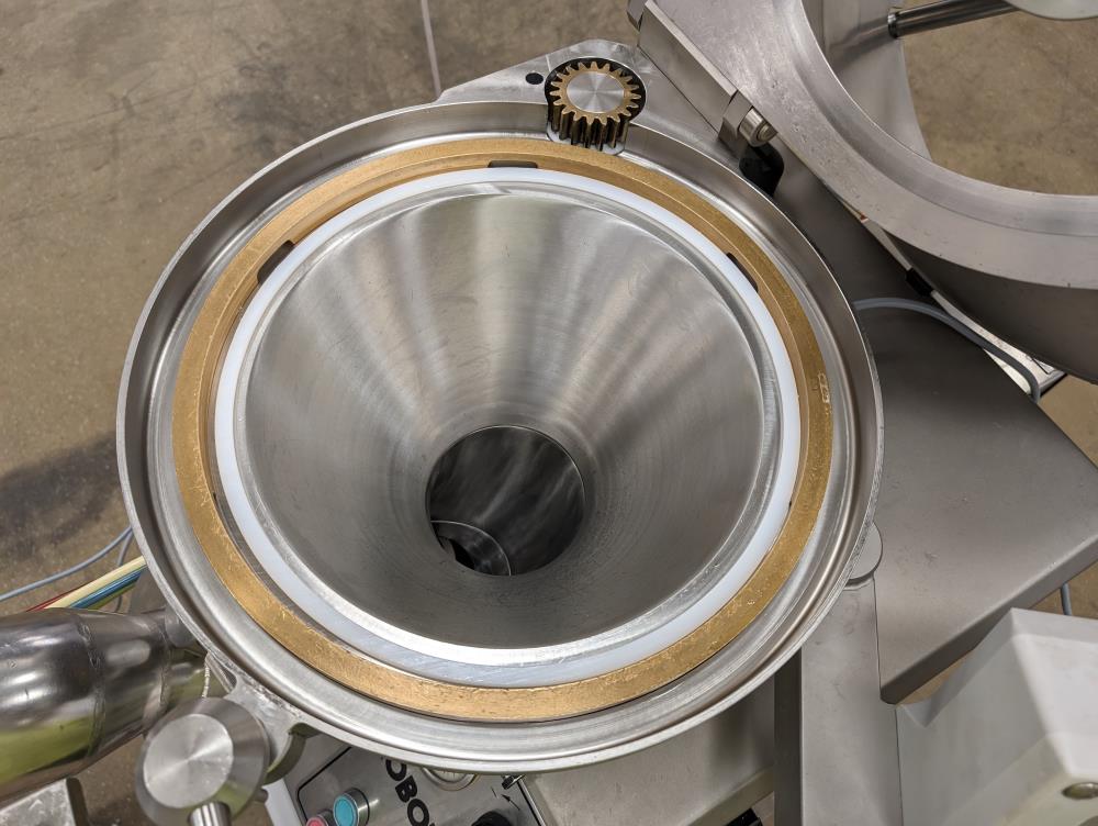 2017 Vemag Robot 500 with wirecut and conveyor