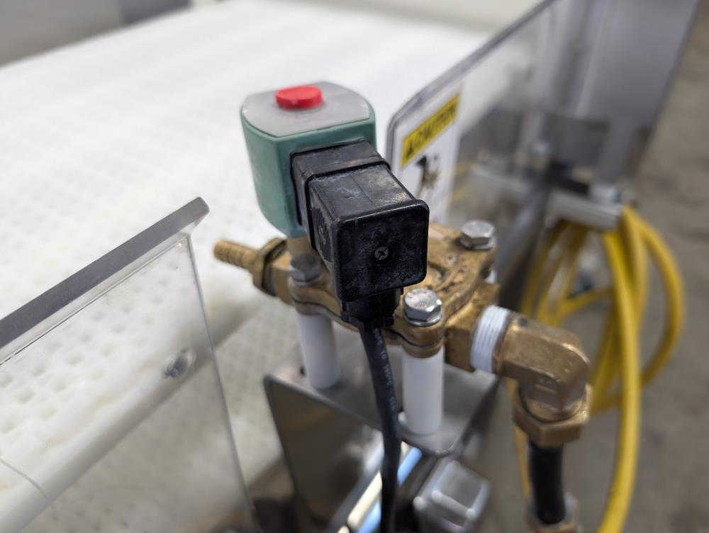 2014 Mettler Toledo Safeline Metal Detector w/ Reject