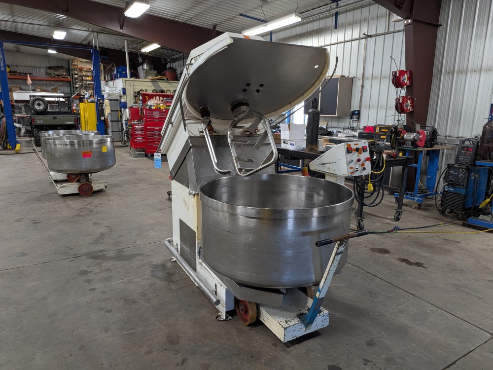 1991 VMI/Rondo 550AV Mixer w/ Bowl Lift